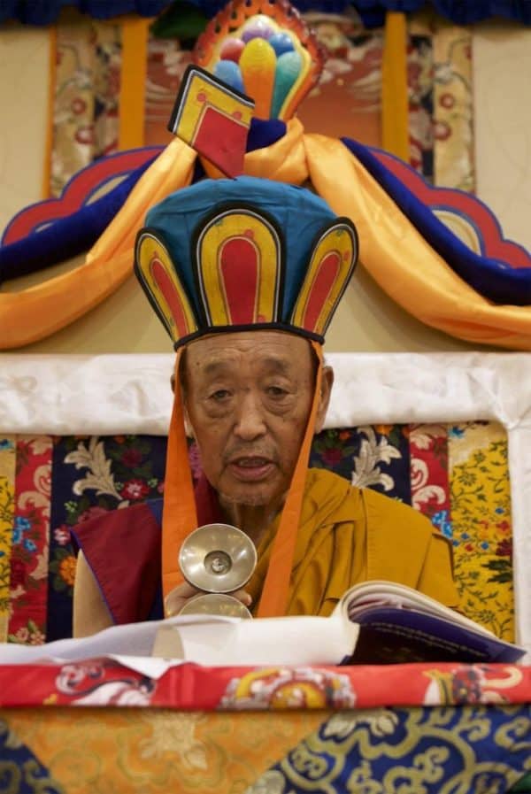 49. Todestag Seiner Heiligkeit, 33. Menri Trizin - Ligmincha Deutschland